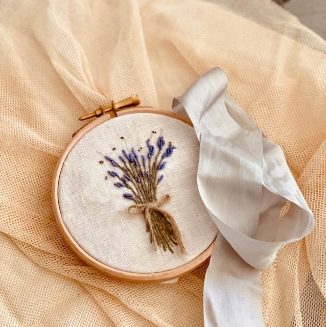 Dried Flowers Embroidery Kit — Julias Broderie