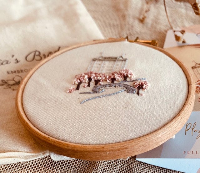 Upper West Side Embroidery Kit — Julias Broderie