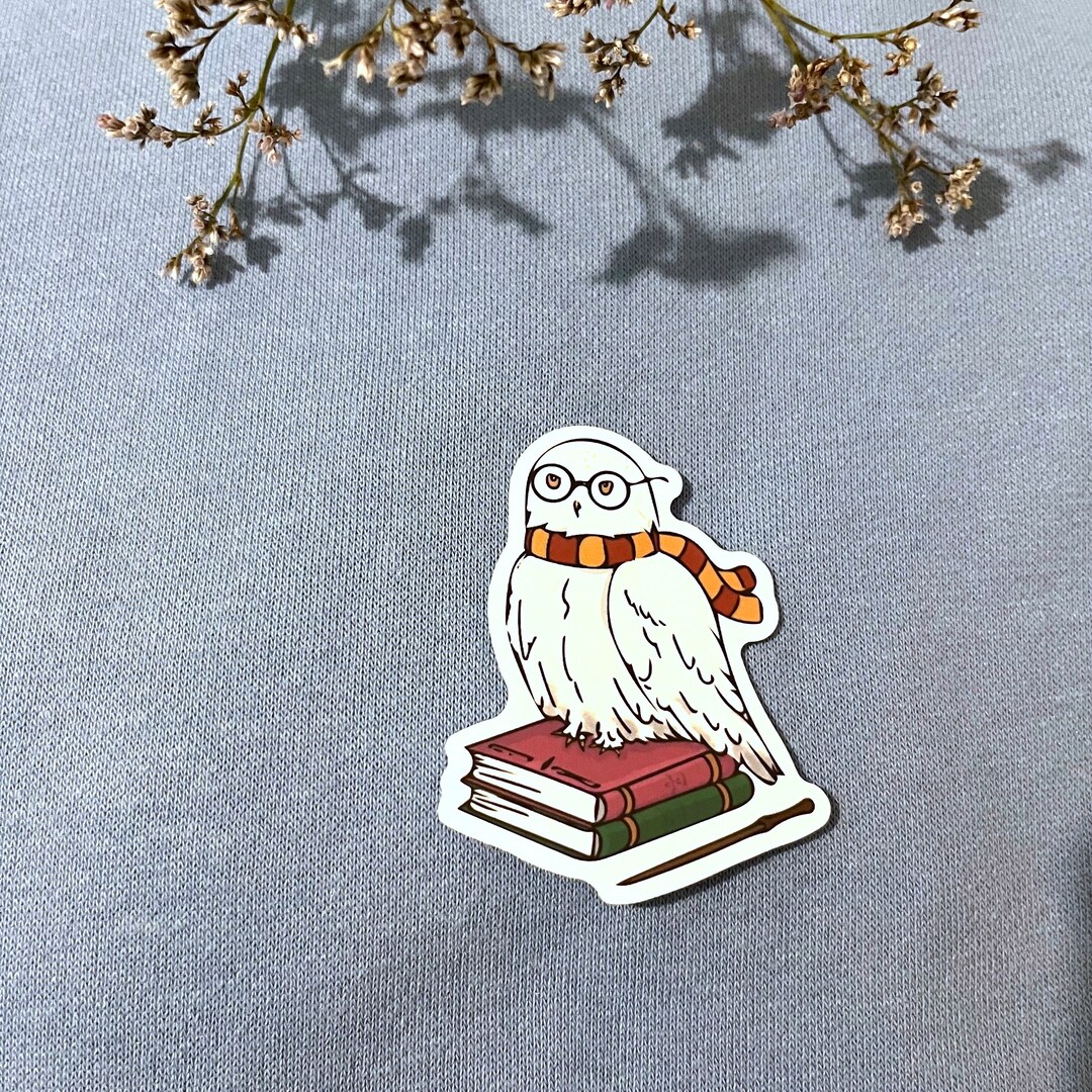 Hogwarts Owl on Stack of Books, Hedwig Sticker, Bookish, Books, Reader ...