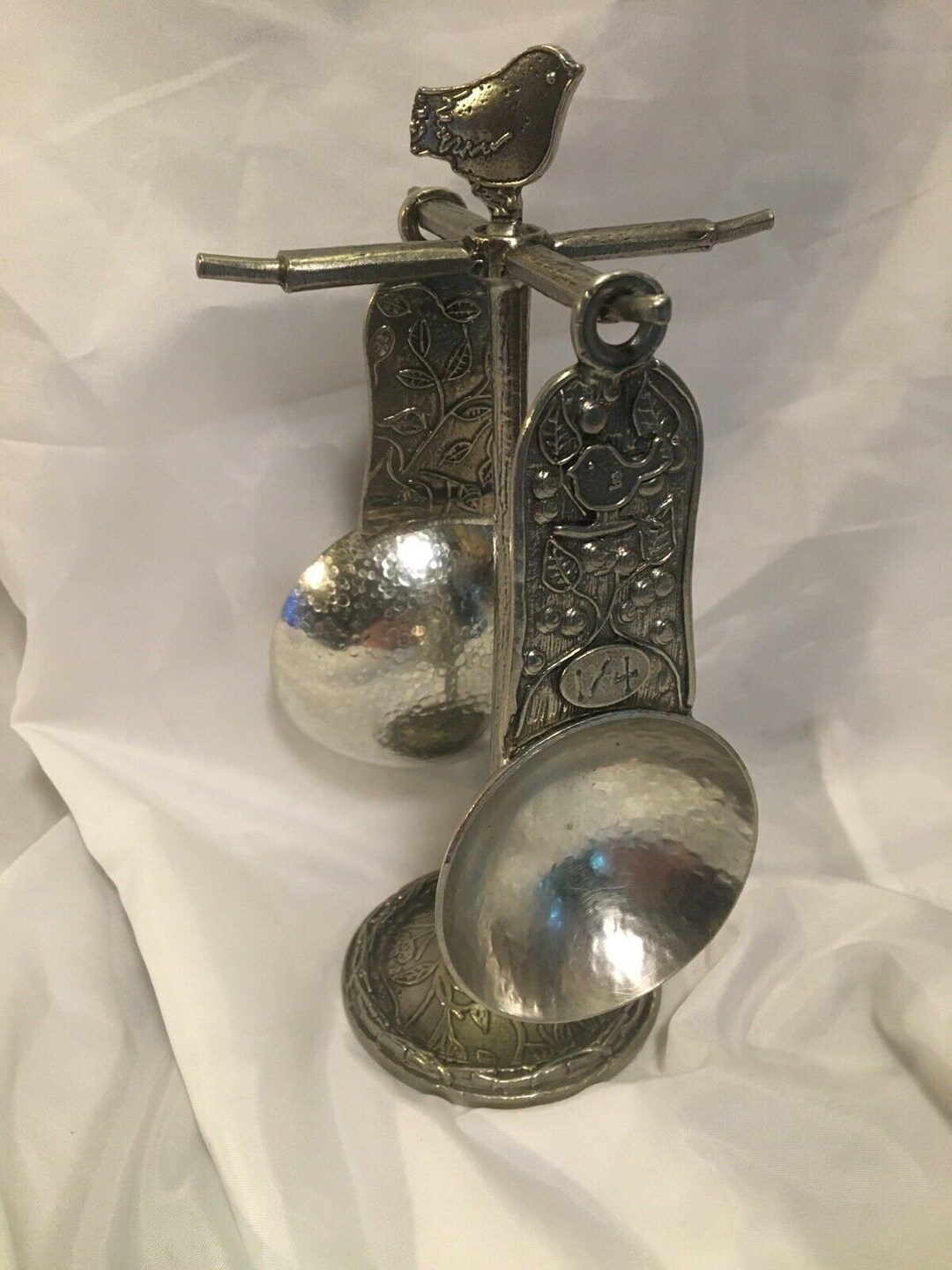 Crosby & Taylor Pewter Bird Measuring Cups With Counter Top Post ...