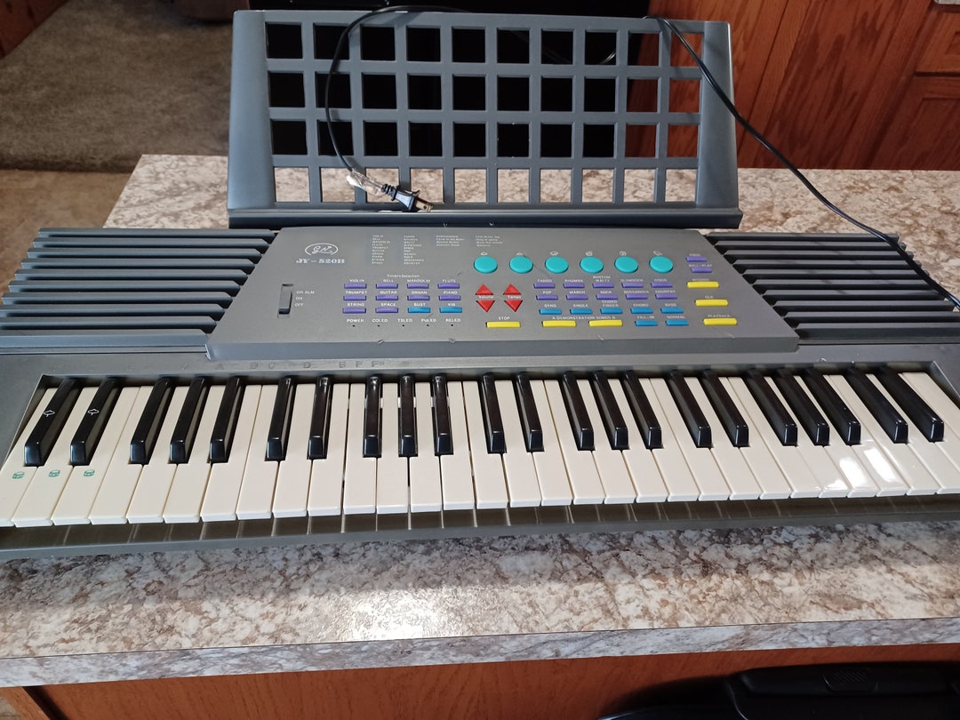Vintage Electronic Keyboard JY-520B - 1980s Keyboard, Programmed for ...