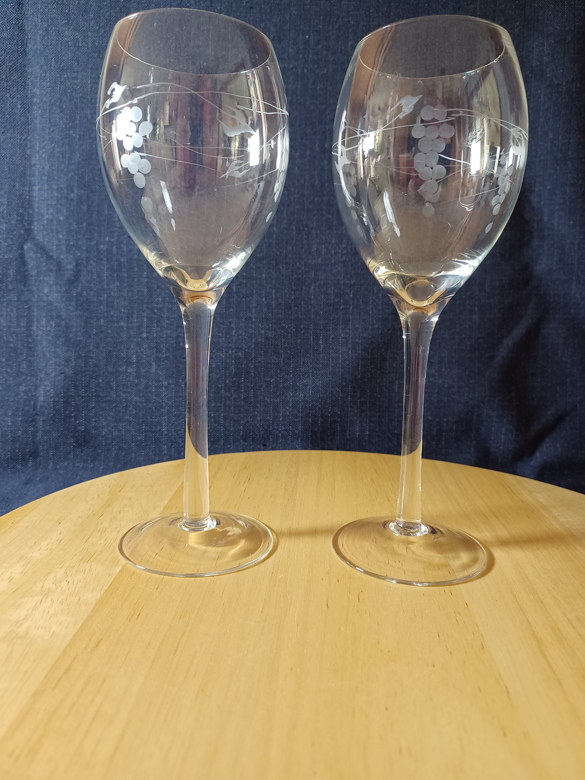 Vintage Long Stem Crystal Wine Glasses Elegantly Etched Floral Grapes ...