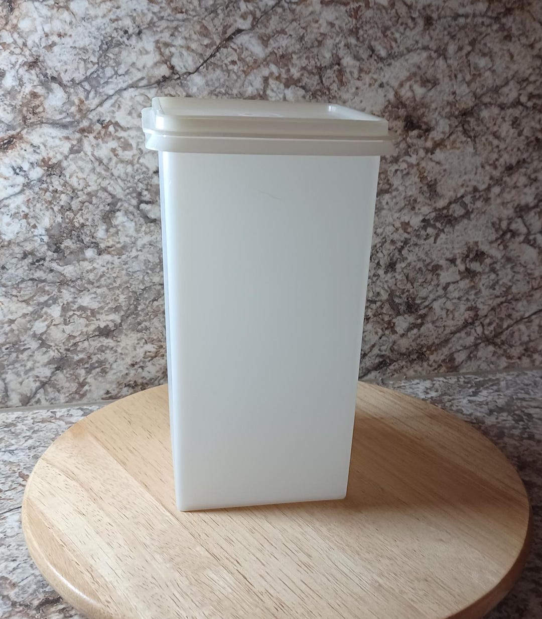 1960s Tupperware Cracker Keeper Vintage Saltine Container, Shabby Chic ...