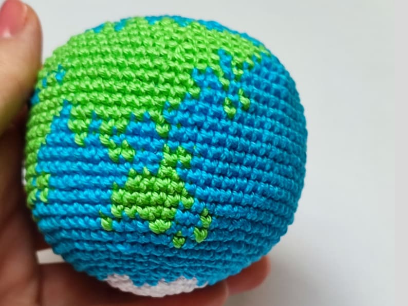 Earth Crochet Pattern: Amigurumi World Globe Instructions (PDF File) - Etsy