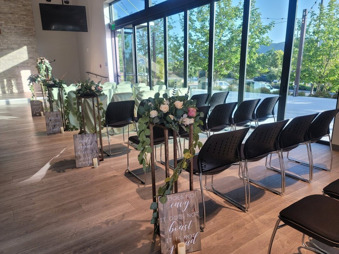 Set of 8 Wedding Aisle Signs - Wedding Aisle Décor - Love is Patient ...