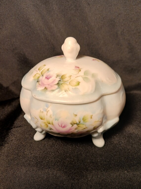 Vintage Porcelain Footed Pink Roses Powder / Trinket … - Gem