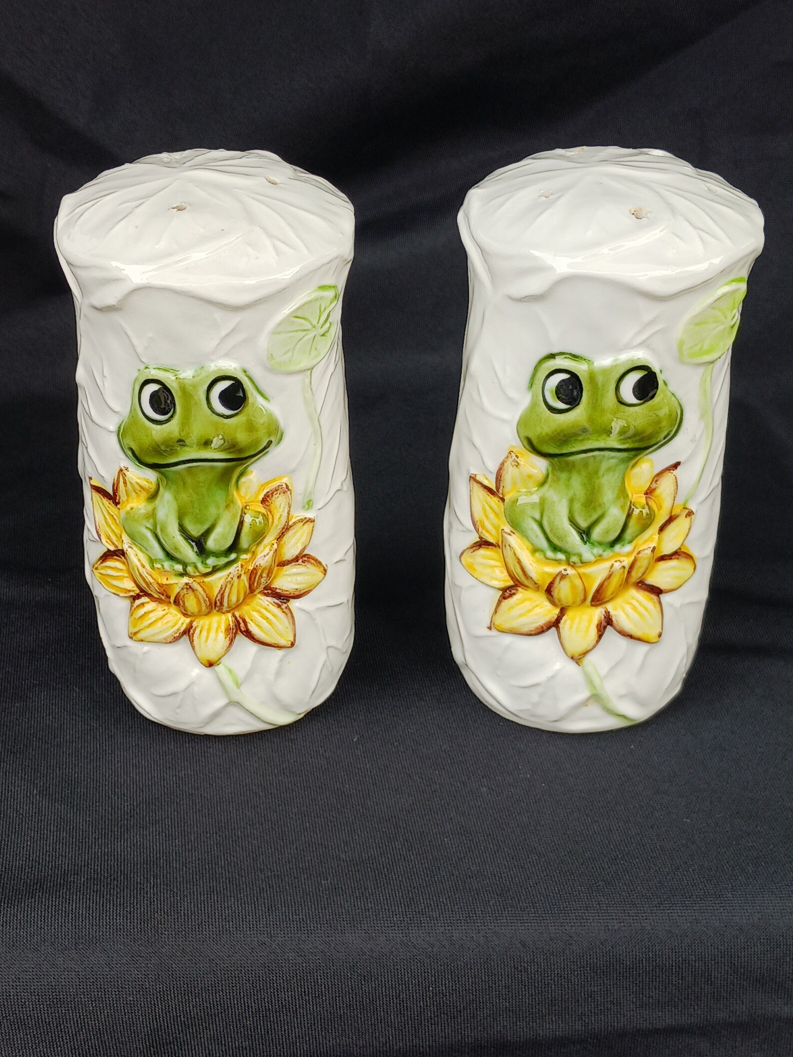 Vintage Pair 2 1976 Sears neil the Frog Ceramic Salt and Pepper Shakers ...
