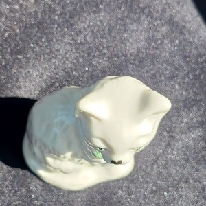Vintage 4" Belleek Quizzical Cat Shamrock Bow Tie Irish Porcelain ...