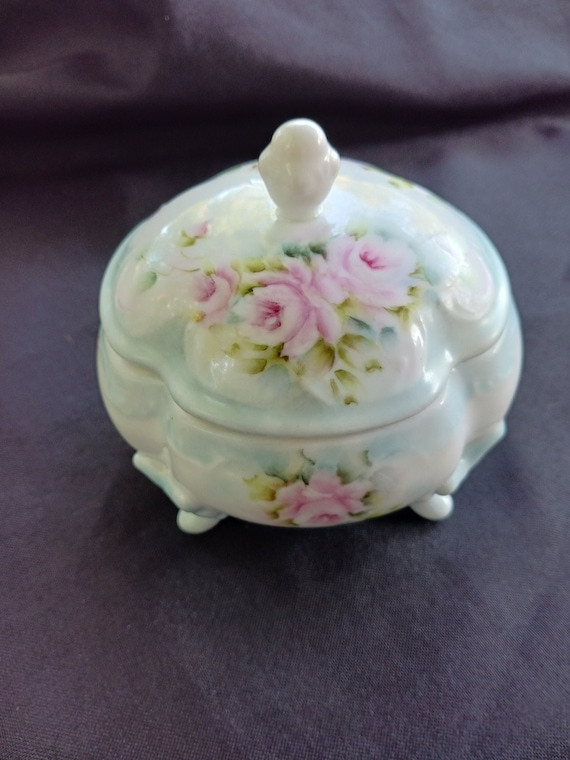 Vintage Porcelain Footed Pink Roses Powder / Trinket … - Gem
