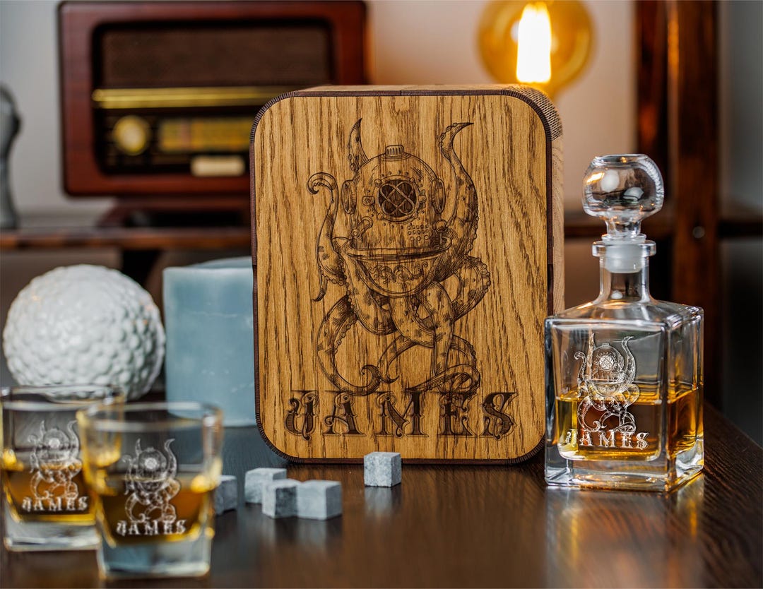 Octopus Engraved Whiskey Decanter Set, Octopus Engraved Glasses ...