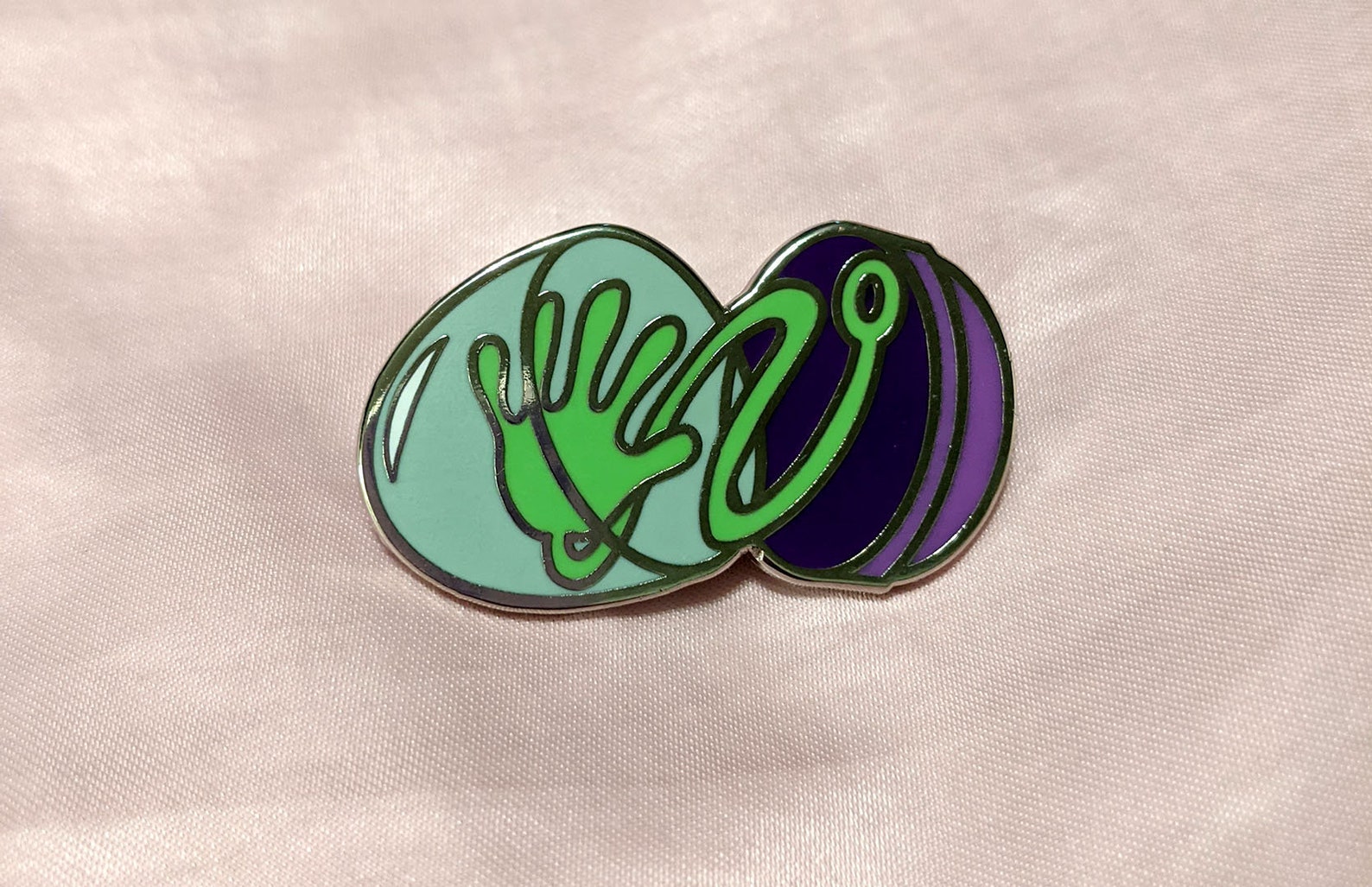 PIN BUNDLE // Sticky Hand & Spider Ring Enamel Pin Bundle // - Etsy