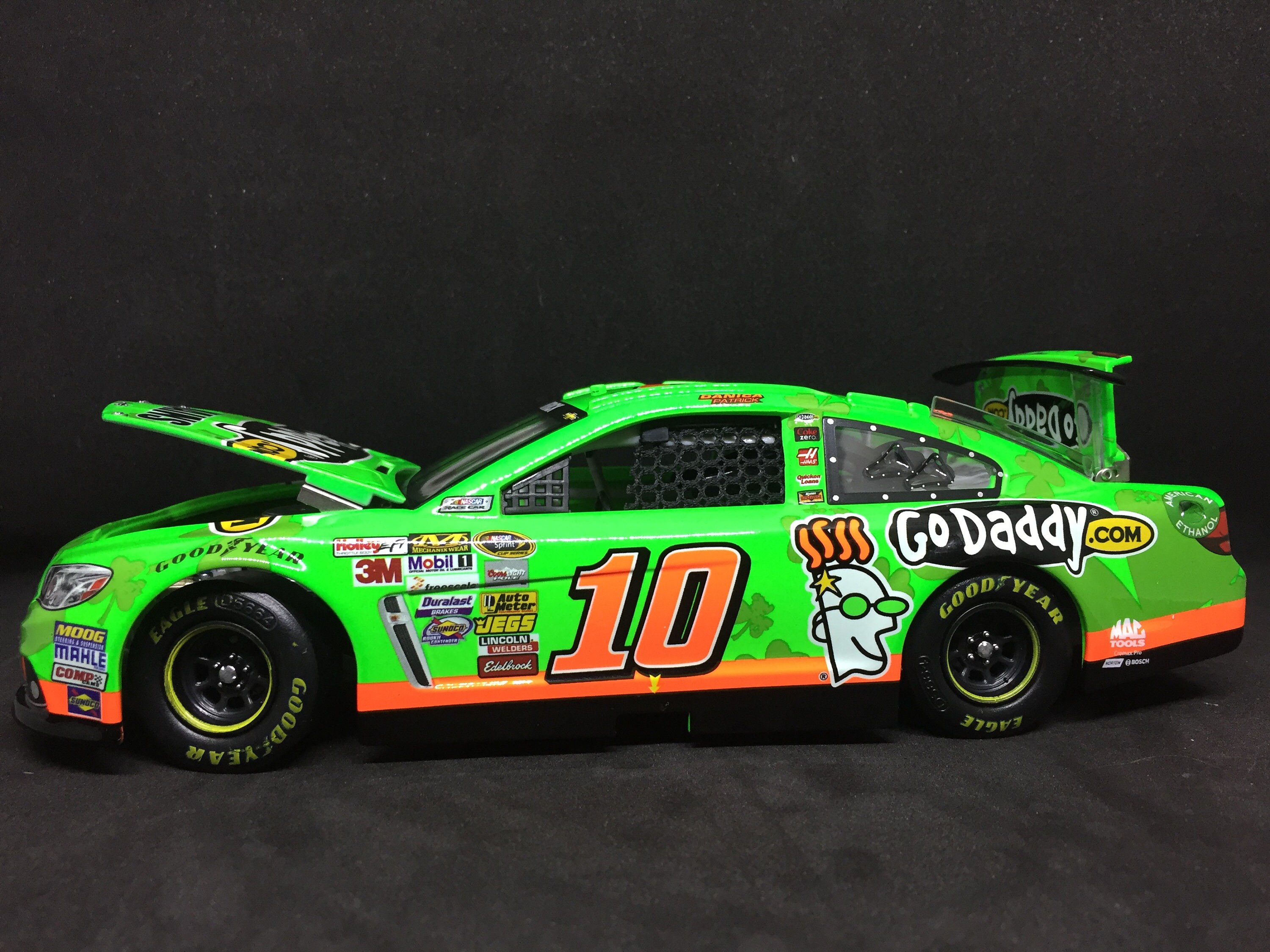 Danika Patrick 2013 Chevrolet SS Godaddy - Etsy Canada