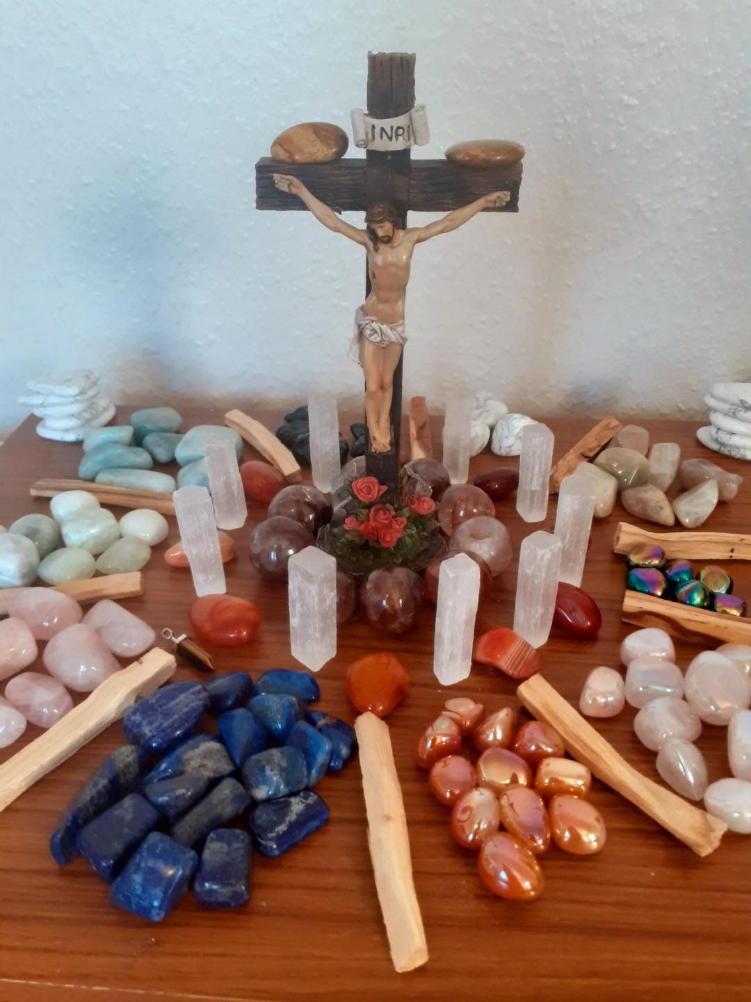 Jesus Crystal Altar, Healing Crystals and Stones, Worship Altar, Jesus ...