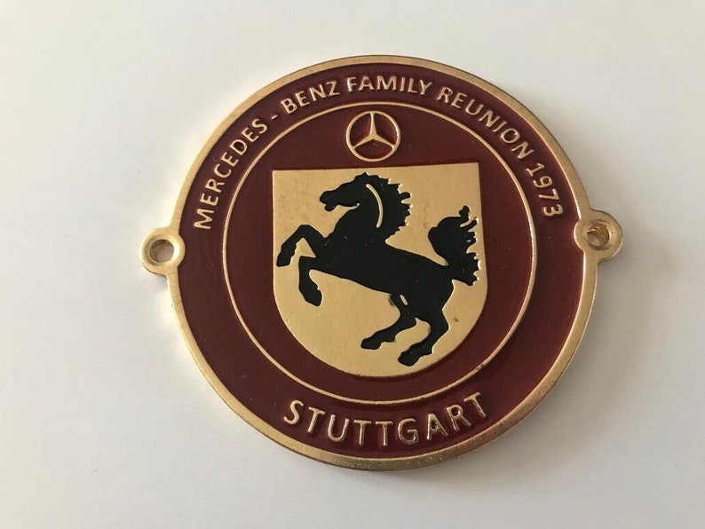Mercedes W115 W108 W116 W123 Badge Stuttgart Dunkelrot-gold Grille New ...