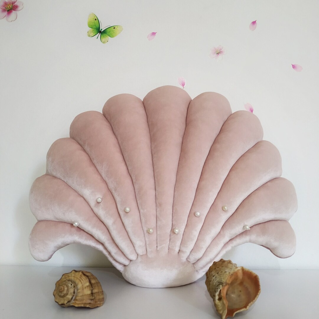 Velvet Shell Pillow in Oyster Shape With Pearl Beads - 3D Soft Pink ...