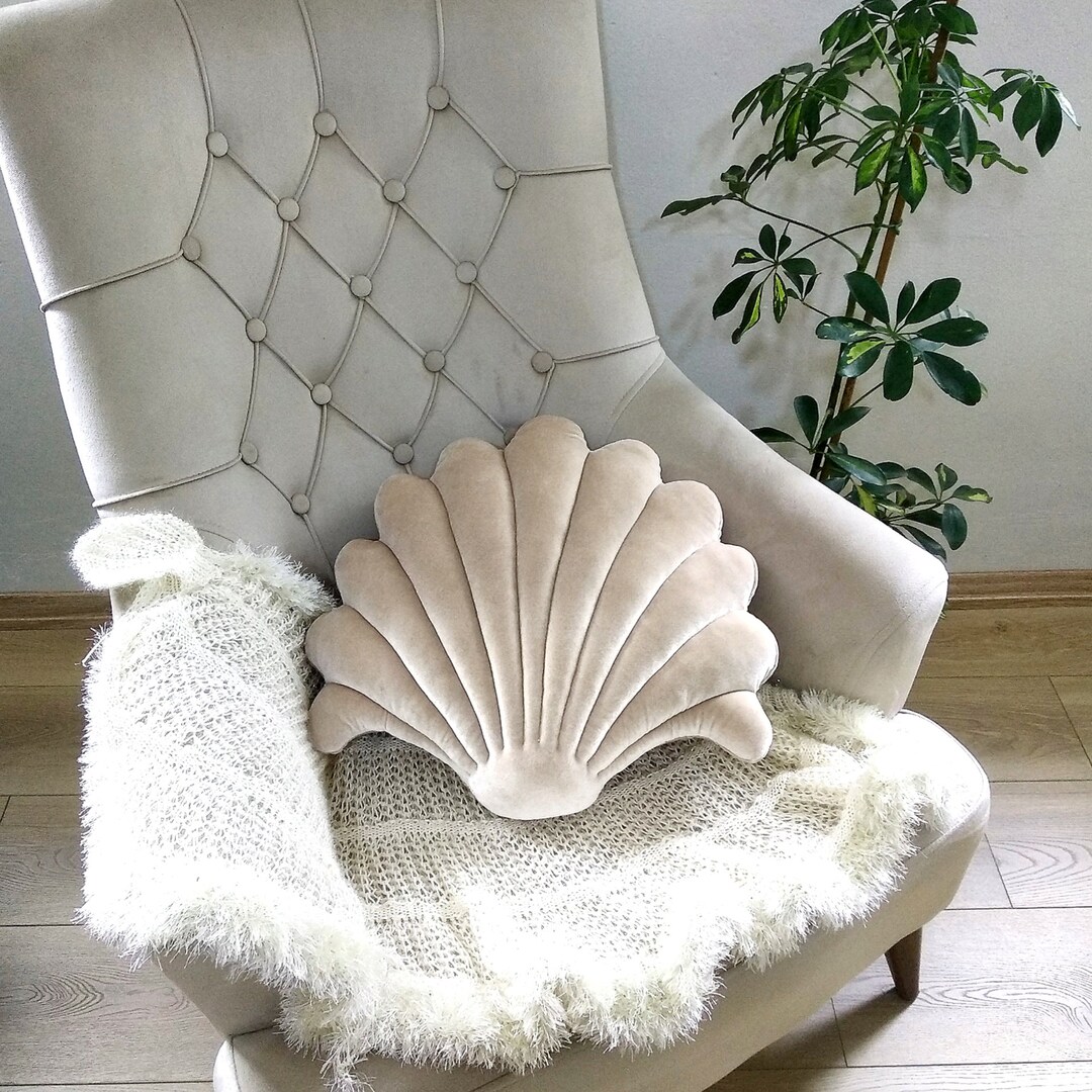 Valentine's Day Giftcream Velvet Shell Pillow, Throw Velvet Seashell ...