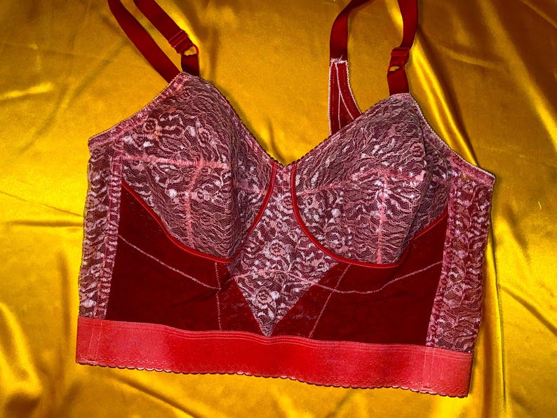 Rago Style 2202 Vintage Deep Red Lace Longline Wireless Expandable Cup ...