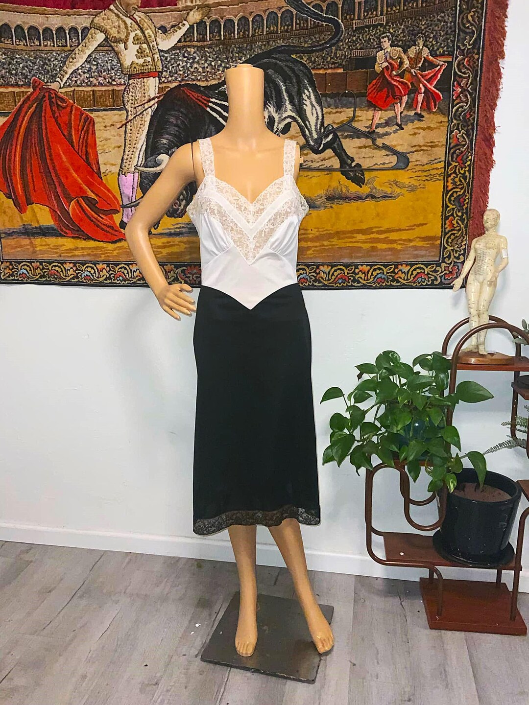 Vintage 50s Eleanor Bentson Black and White Slip With Lace - Etsy