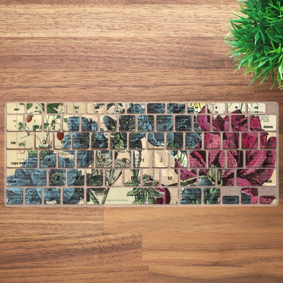 Cute Vintage Flower Aesthetic Scrapbook Keyboard Cover for MacBook Pro ...