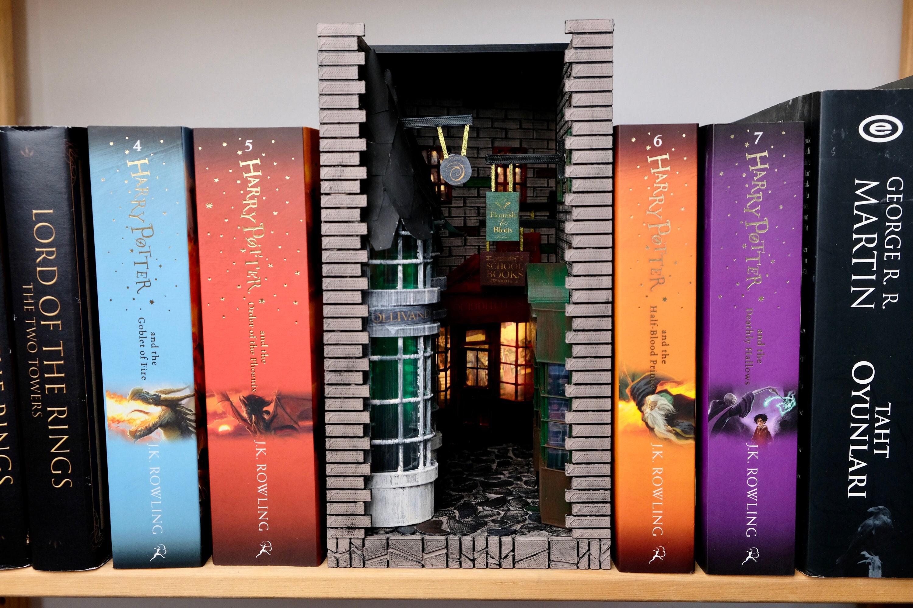 Alley Book Nook, Wizard's Booknook, Shelf Insert, Bookshelf Diorama ...