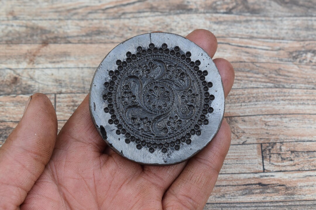 Vintage Style Cast Iron Handmade Floral Design Silversmith Goldsmith ...