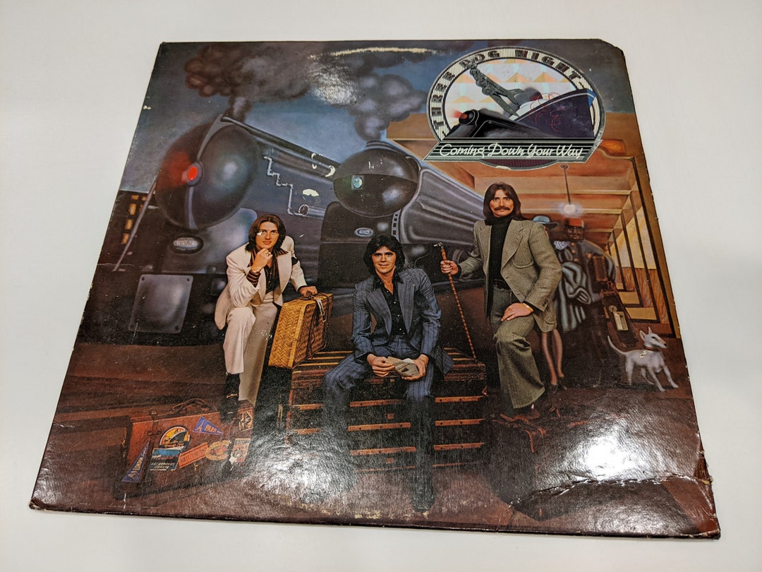 Three Dog Night "coming Down Your Way" Vinyl LP (VG Cover / EX Disc ...