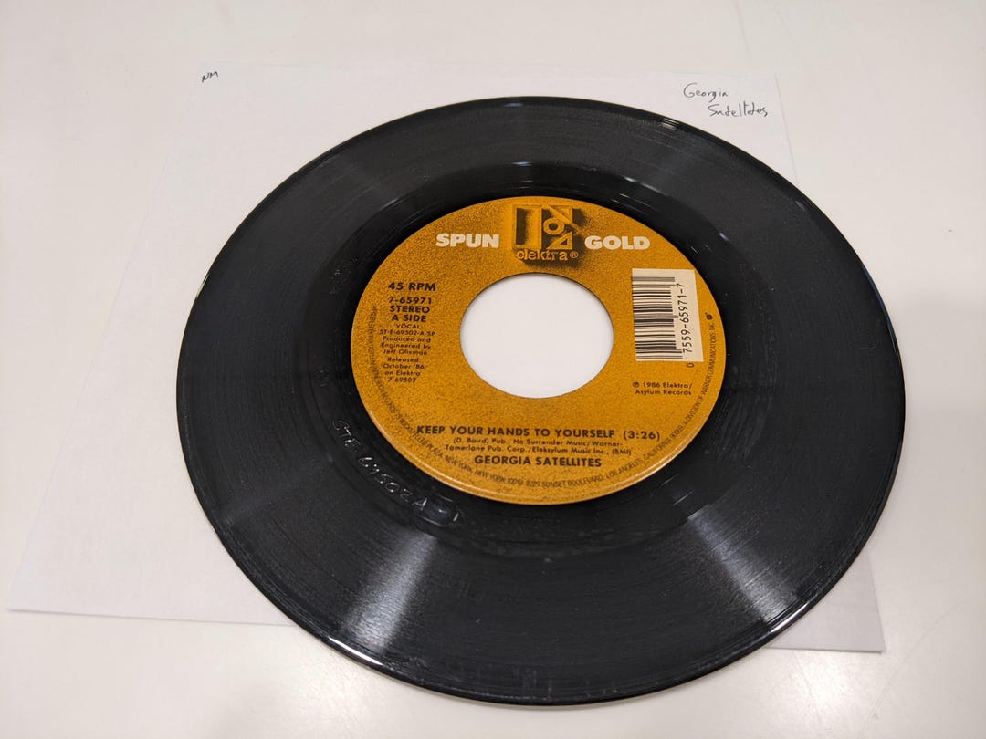 Georgia Satellites "keep Your Hands to Yourself / Battleship Chains ...