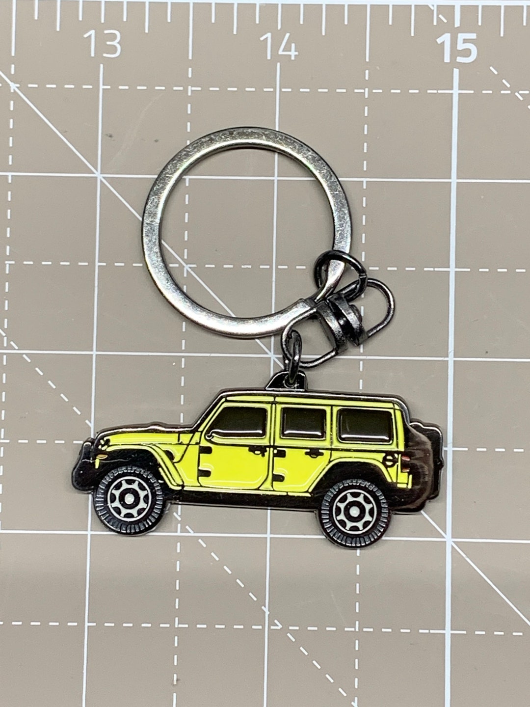 Keychain Fit for Jeep Wrangler JL 2door or 4door Both Side Image Enamel ...
