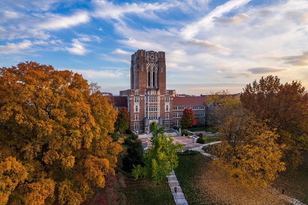 University of Tennessee - the Hill - Print/canvas - Etsy