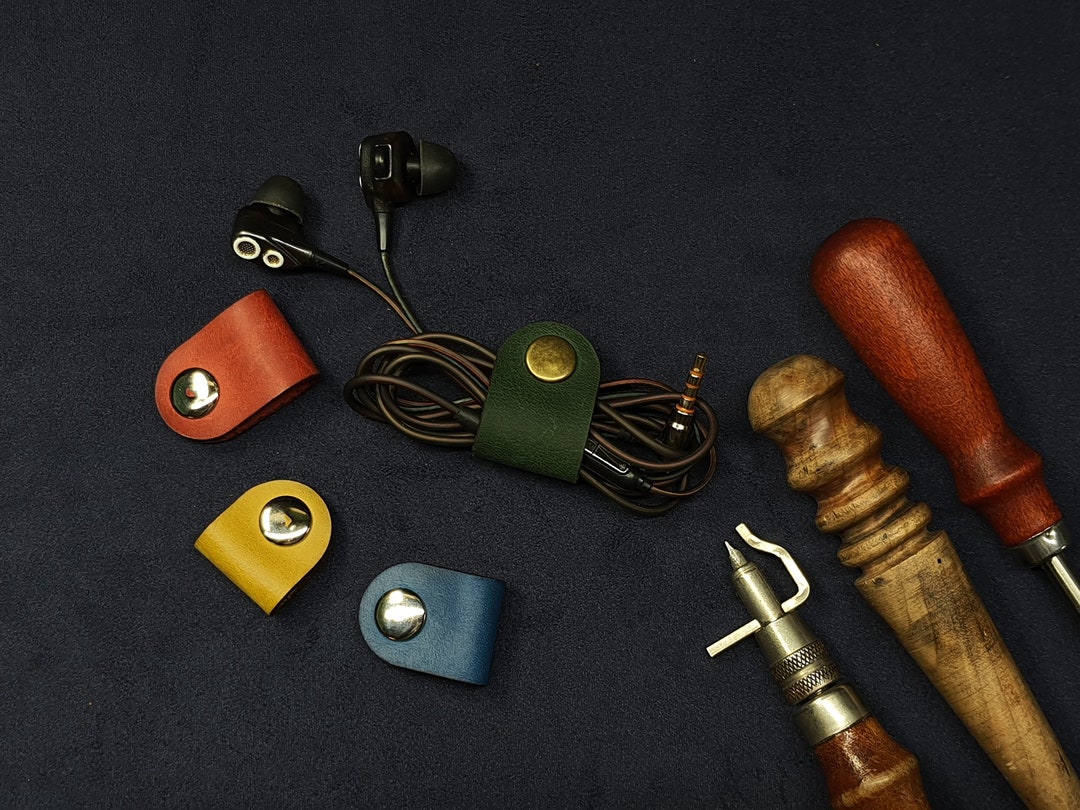 Personalized Heart Cable Holder, Leather Cable Organizer, Custom Cord ...