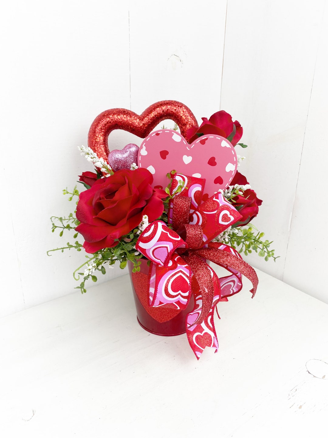 Valentines Day Floral Arrangement, Valentines Day Centerpiece, Table ...