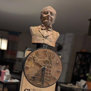 Winston Churchill Desk Clock With Lighted Bust- Unique Gift - Etsy