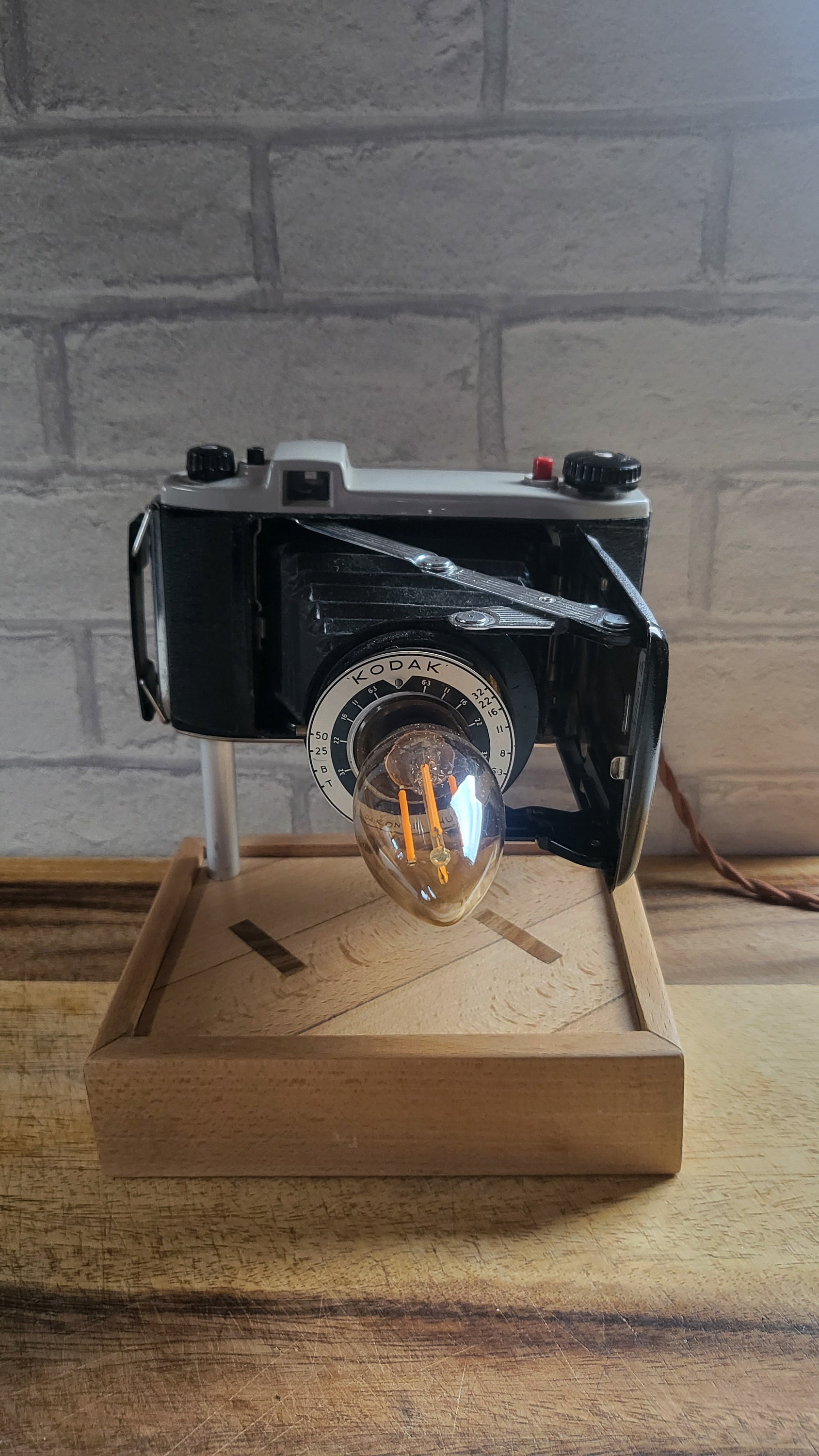 Vintage Camera Lamp - Etsy