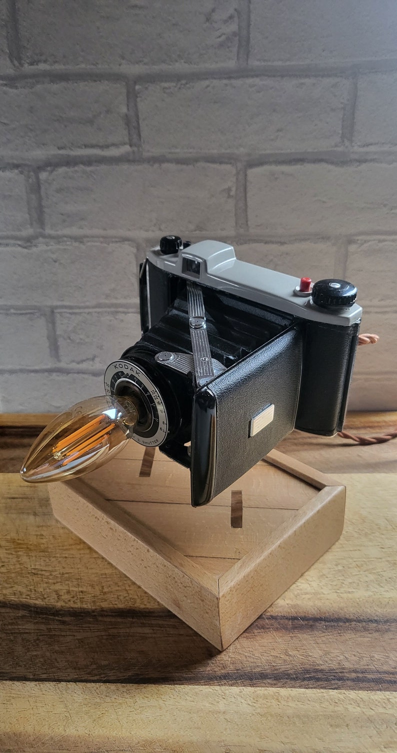 Vintage Camera Lamp - Etsy
