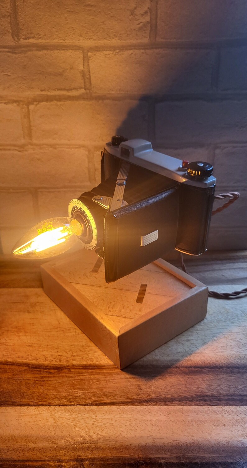 Vintage Camera Lamp - Etsy