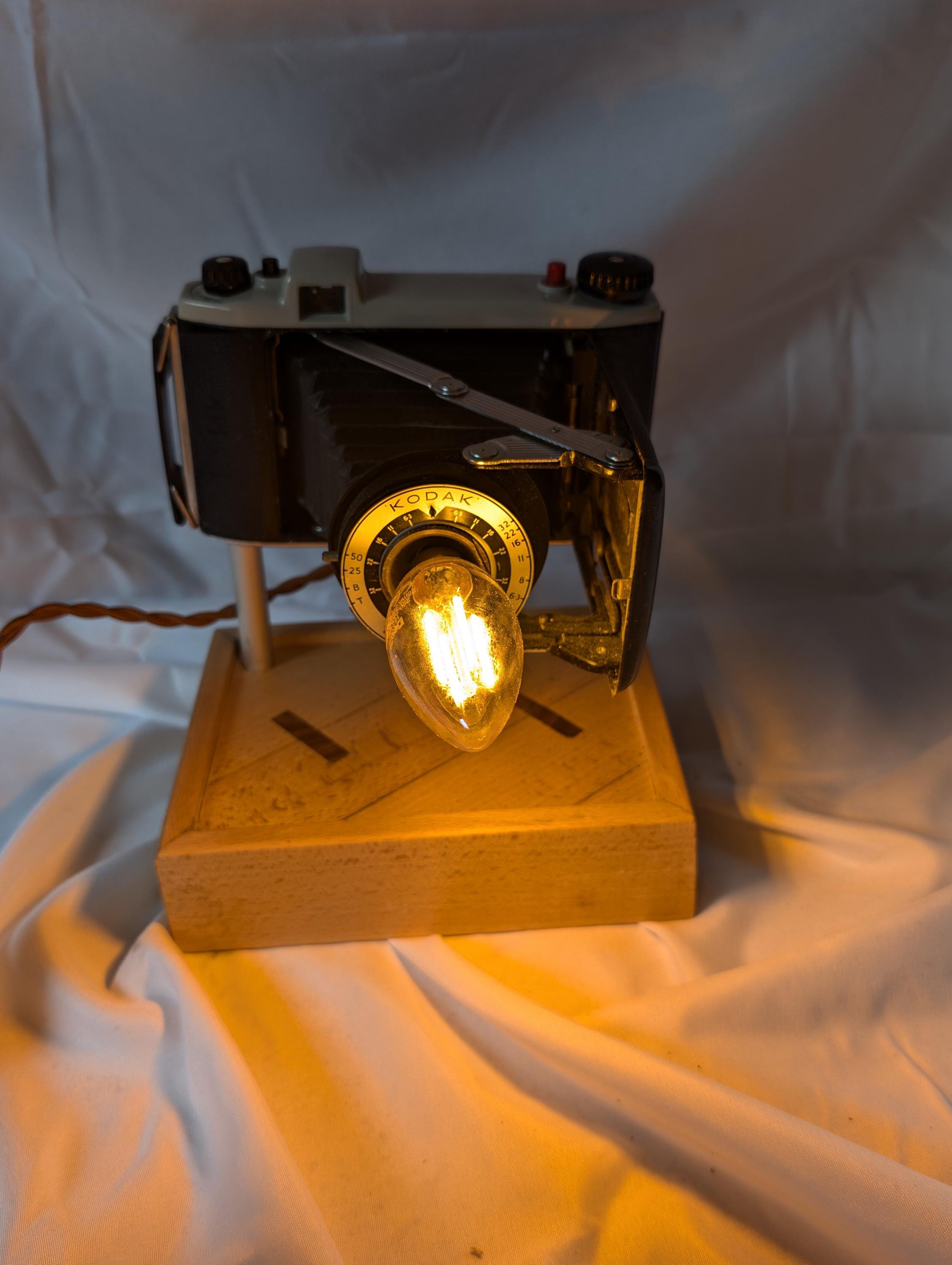 Vintage Camera Lamp - Etsy