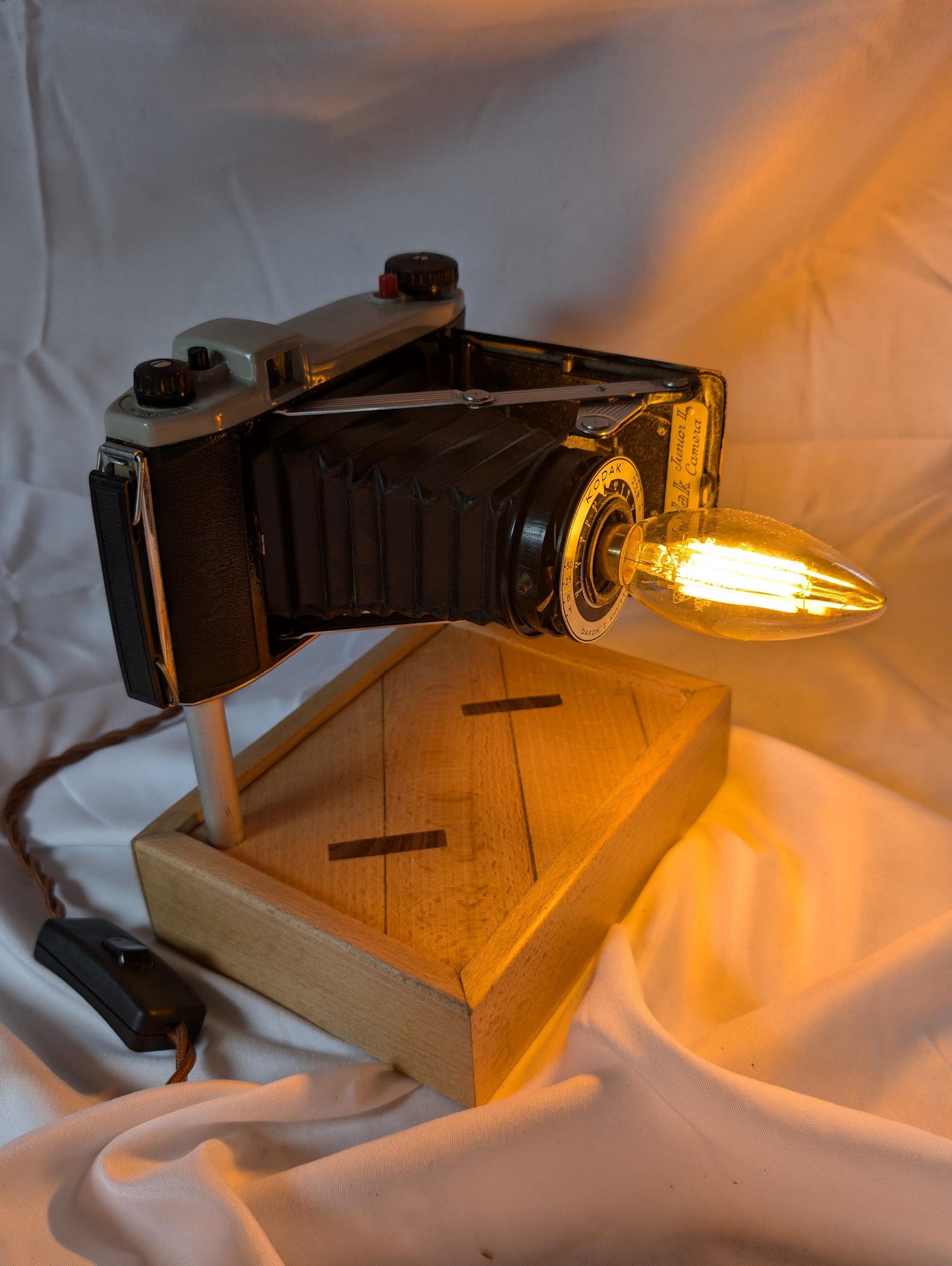 Vintage Camera Lamp - Etsy