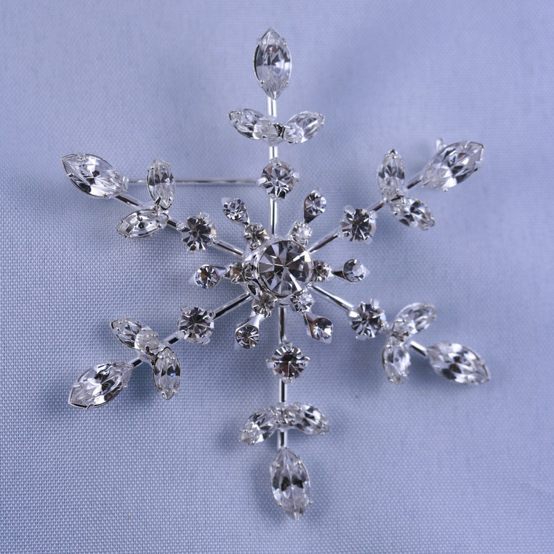 Rhinestone Prong-set Christmas Snowflake Brooch Pin and - Etsy