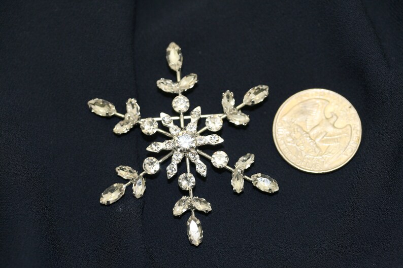 Rhinestone Prong-set Christmas Snowflake Brooch Pin and - Etsy