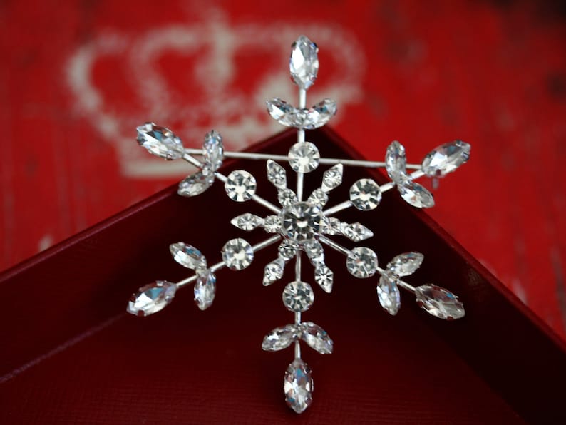 Rhinestone Prong-set Christmas Snowflake Brooch Pin and - Etsy