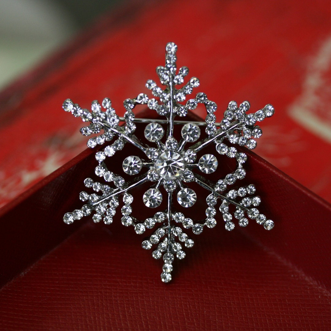 Christmas Jewelry, Crystal Snowflake Bridal Brooch, Winter Bouquet ...