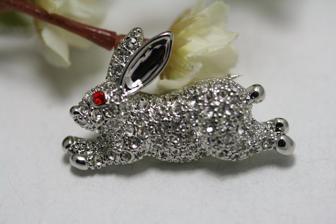 Easter Weiss Bunny Rabbit Rhinestone Brooch Pin, Crystal Easter Bunny ...