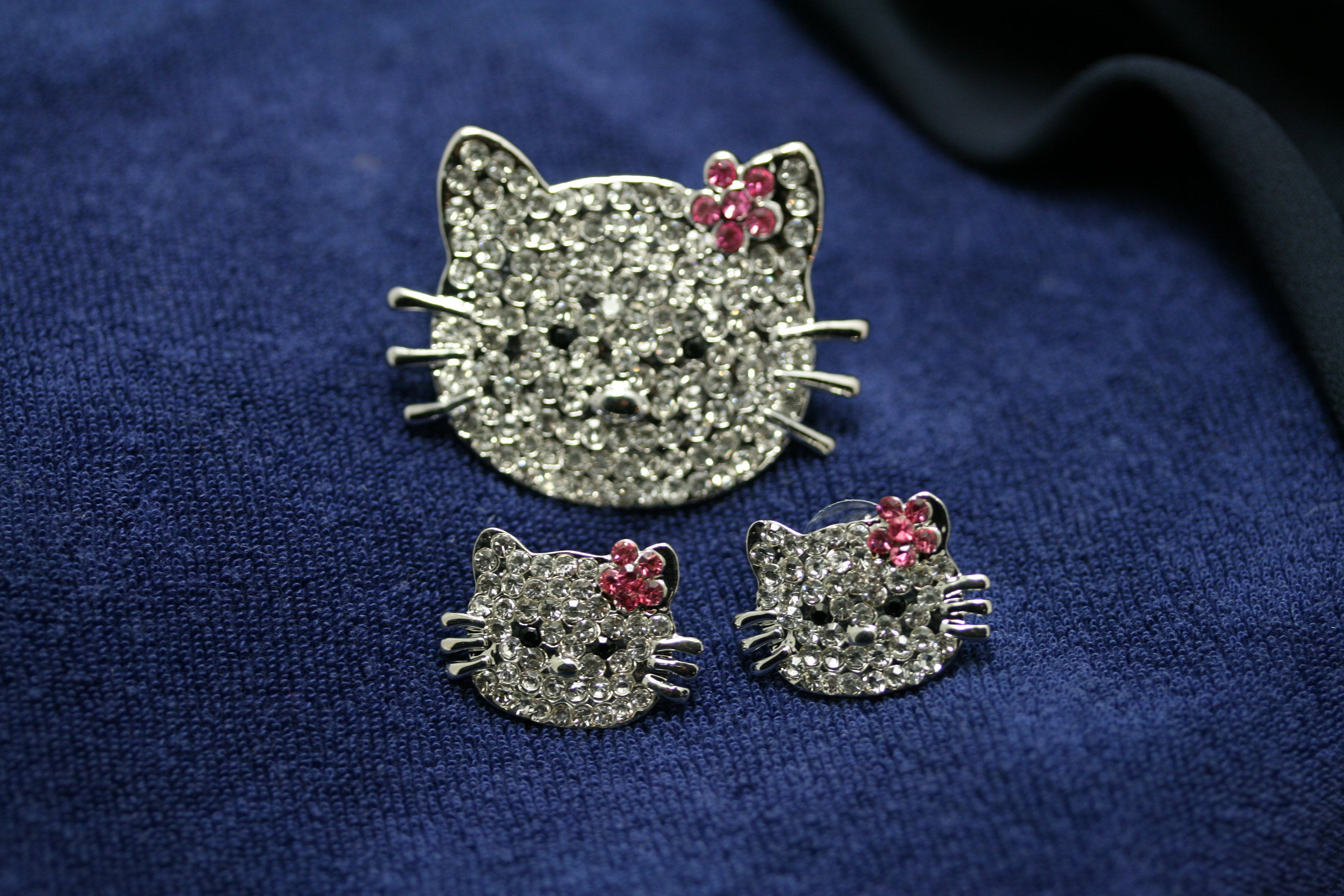 Hello Kitty Rhinestone Crown