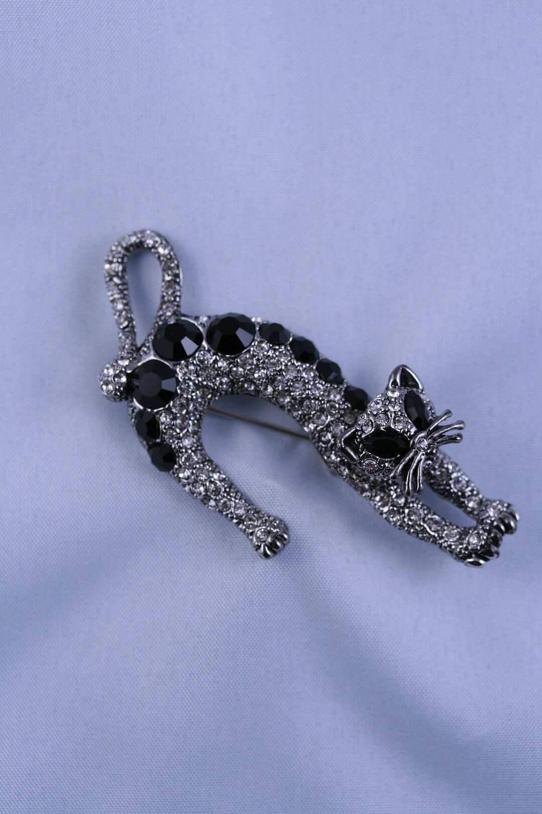 Cat Brooch, Silver-tone Black Rhinestone Cat Pin, Halloween Cat Jewelry ...