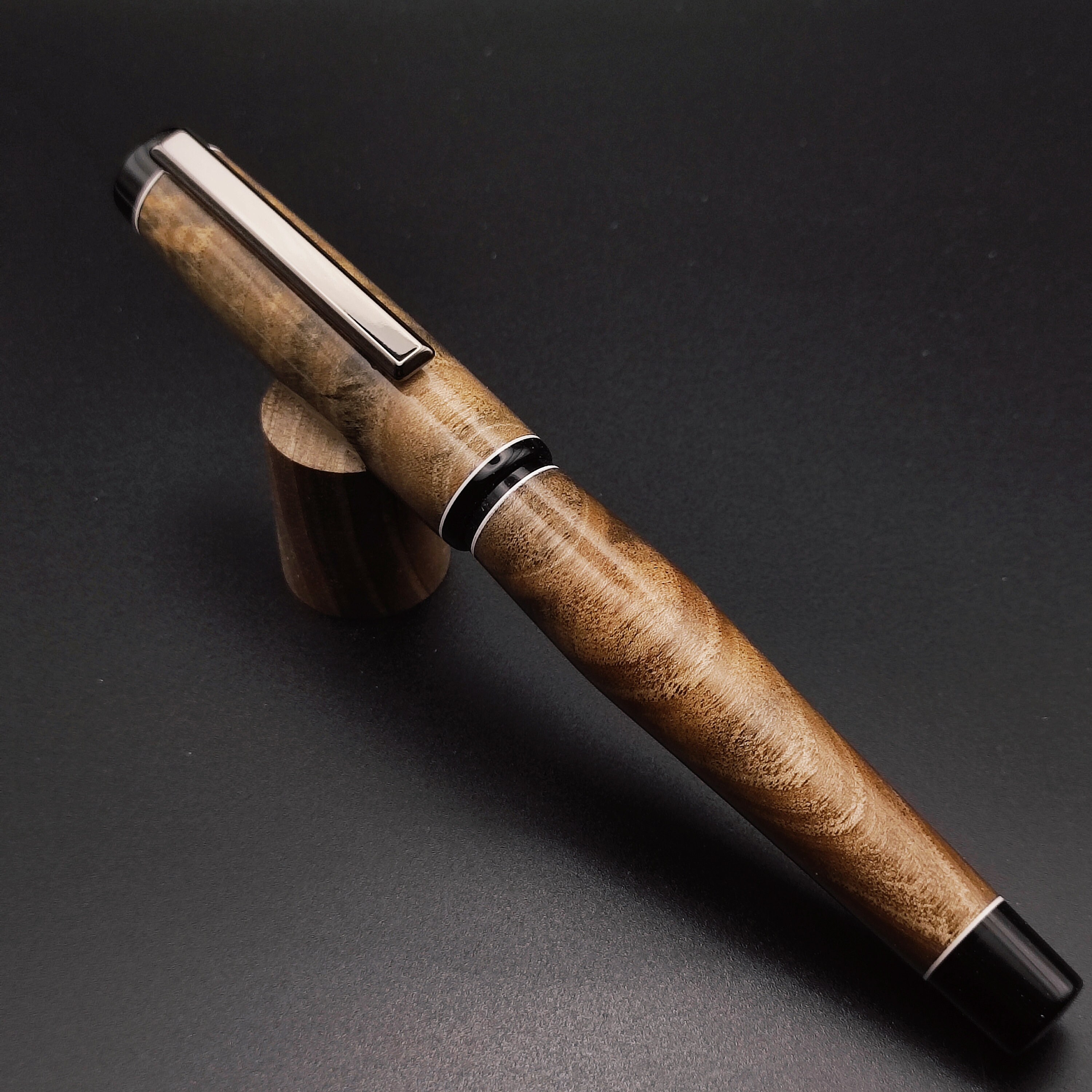 Walnut and Ebonite Fountain Pen/bespoke Fountain Pen Made of Italian ...