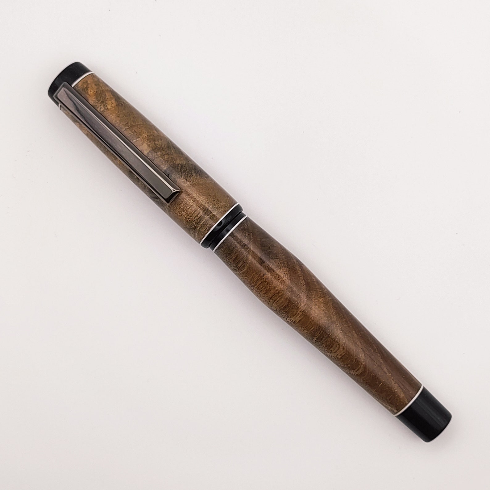Walnut and Ebonite Fountain Pen/bespoke Fountain Pen Made of Italian ...