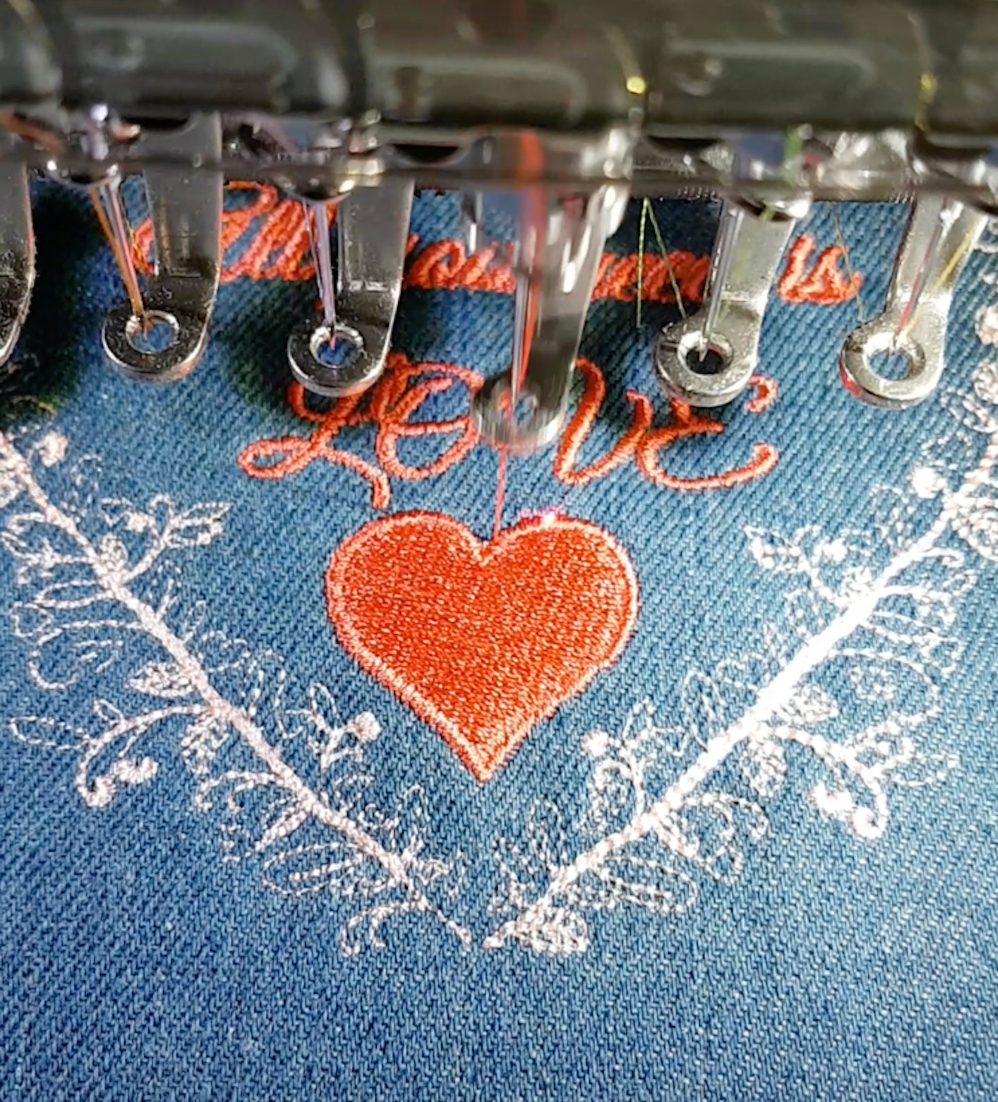 Heart Floral Machine Embroidery Design, Love Quote (digital Download ...