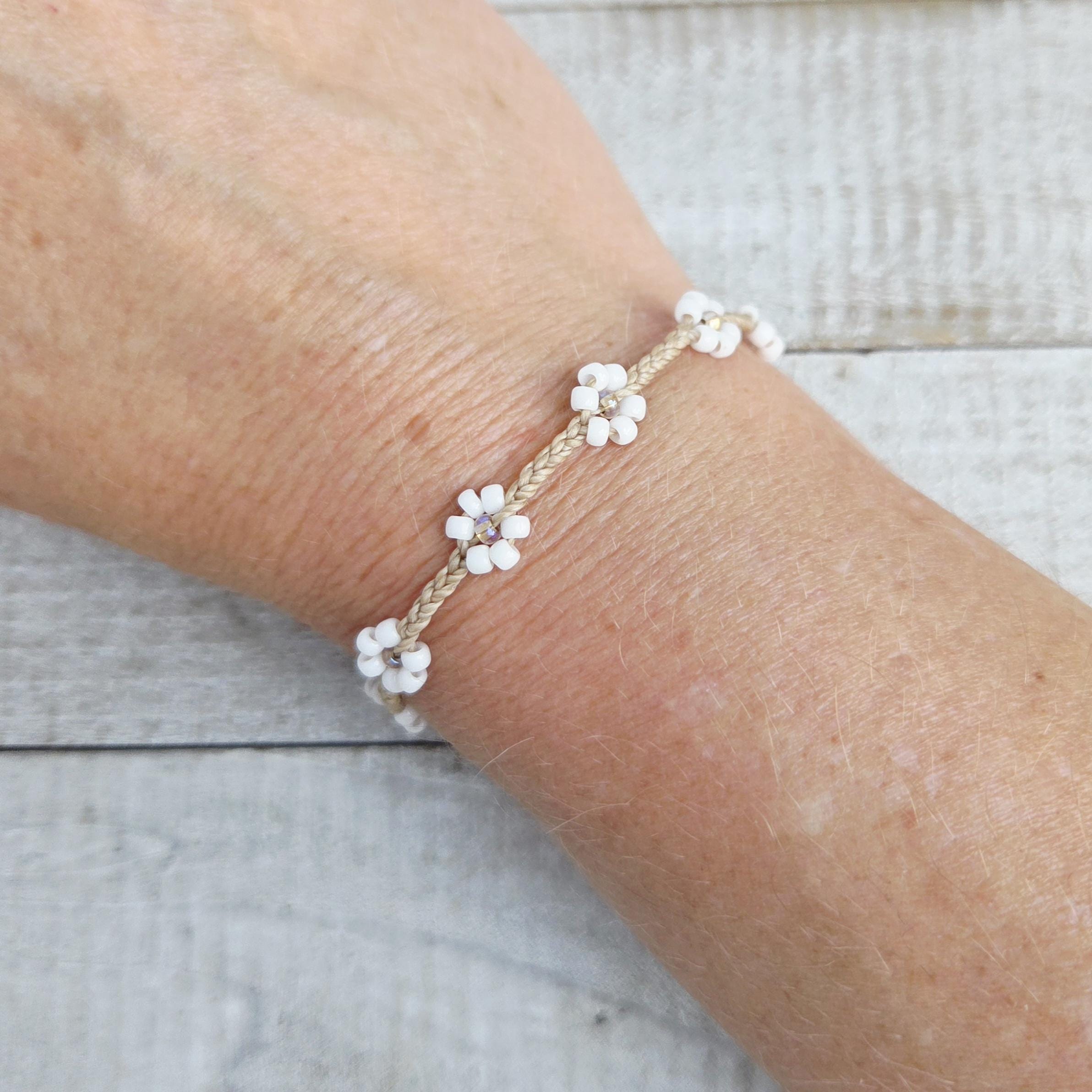 Daisy Chain Bracelet Pattern – Beginner Friendly Beaded Flower DIY (PDF ...