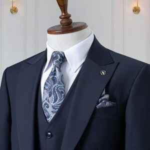 Men’s Super 220’s Woven Wool Men's Suit Perfect for Business - Etsy