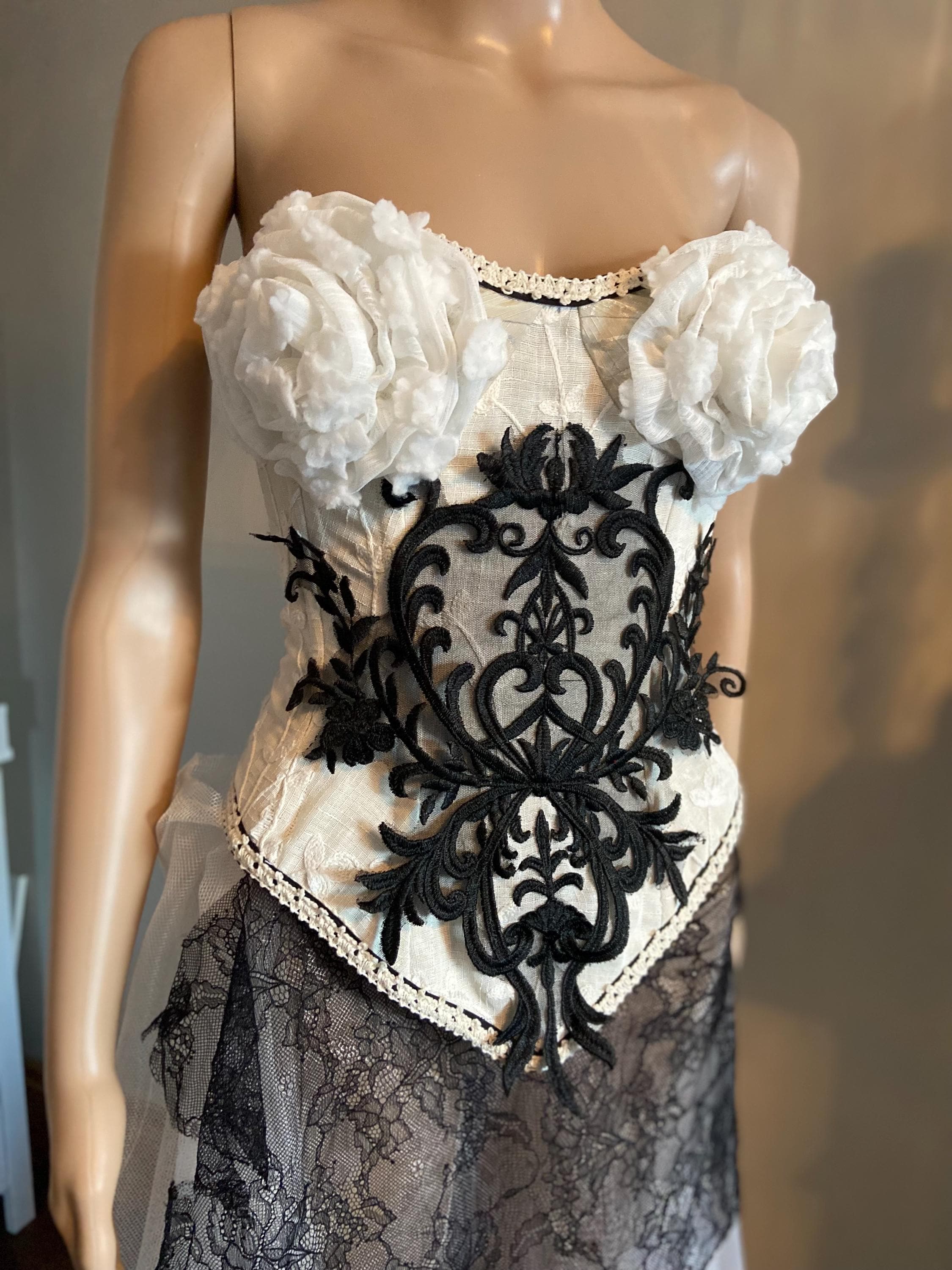 Handmade Wedding Corset With a Mixture of Elegance, Romance, and ...